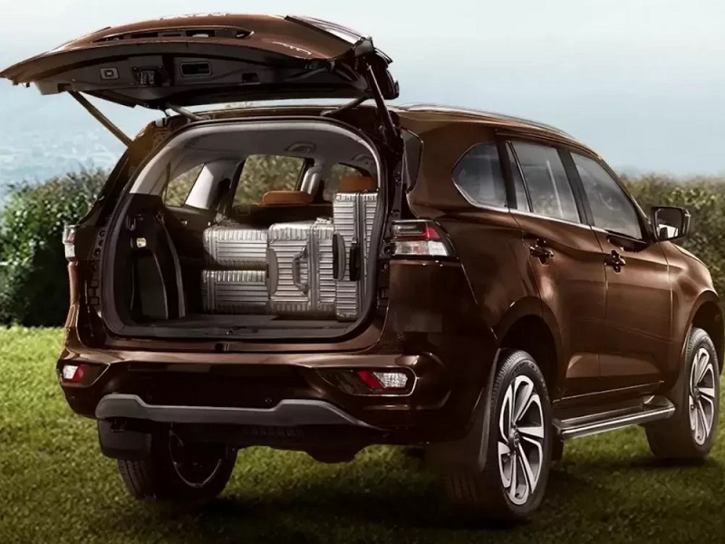 StriveME - جيب ايسوزو 2022 ام يو كس اهم مميزات السيارة العائلية